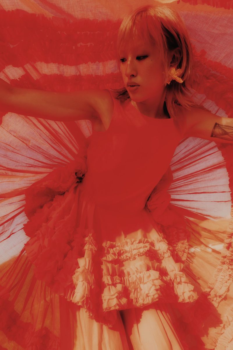 Odyssey Rouge (L'Officiel Baltics)