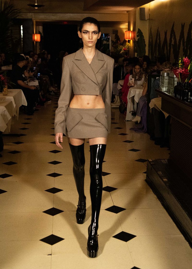 AKNVAS Spring/Summer 2023 Show (Aknvas)