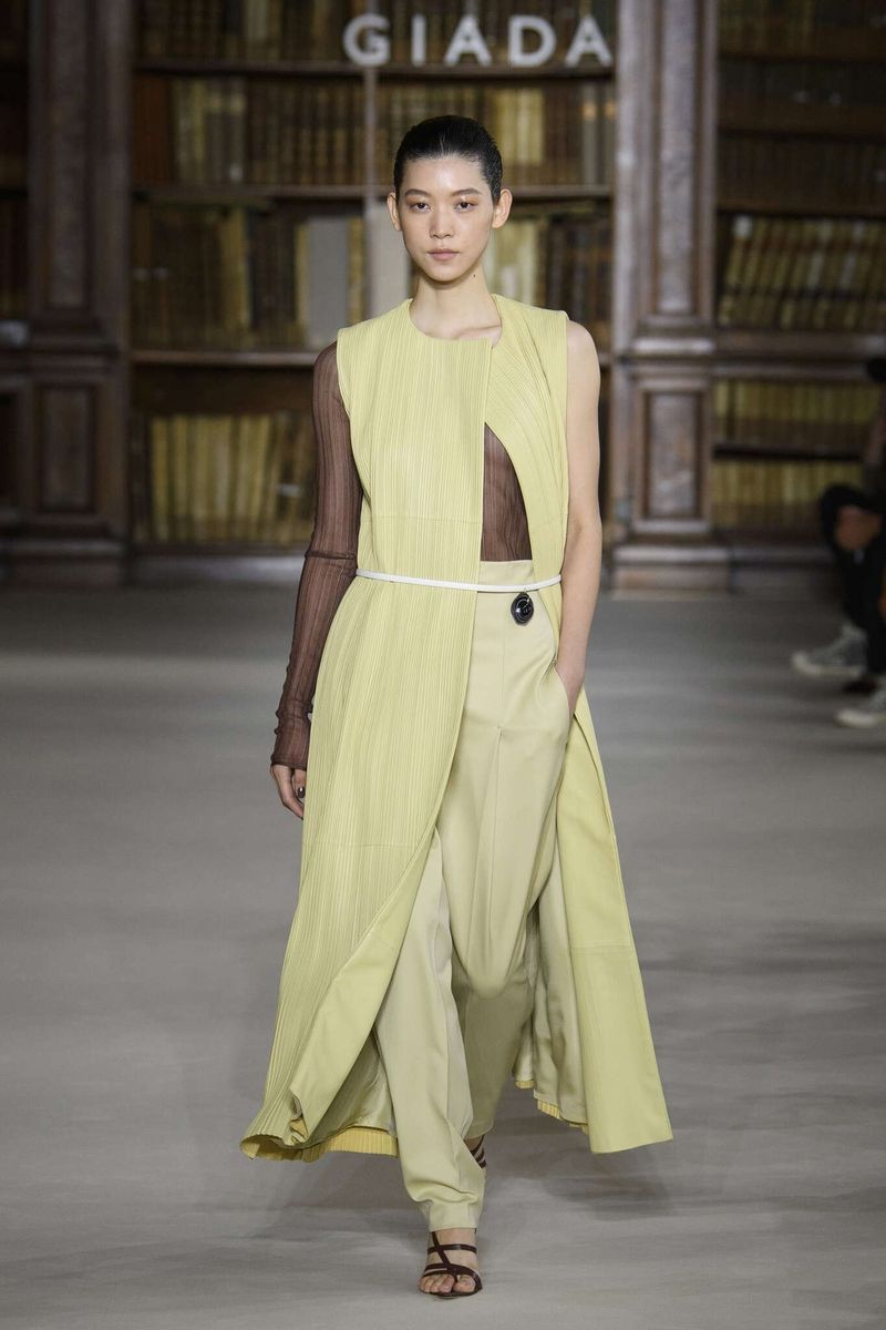 Giada S/S 22 Show (Giada)