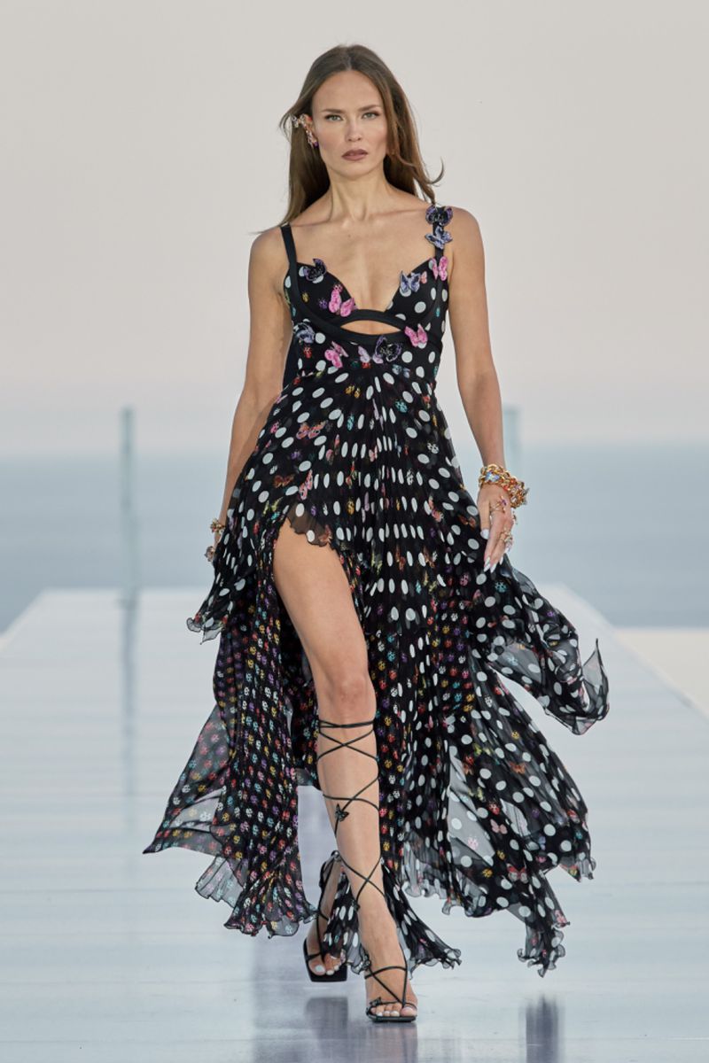 Versace x Dua Lipa 'La Vacanza' Resort 2024 Show Cannes (Versace)