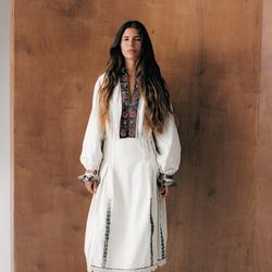 Fallon Castella - Fashion Editor/Stylist Profile - Photos & latest news