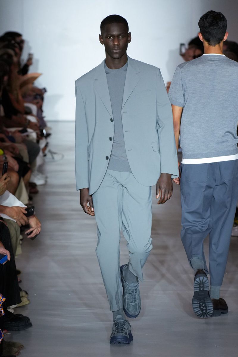 Neil Barrett S/S 24 Men's Show (Neil Barrett)