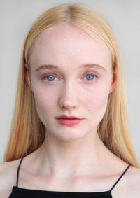 Elizabeth Yeoman - Model Profile - Photos & latest news