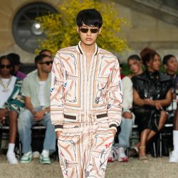 Hong Seong Jun - Model Profile - Photos & latest news