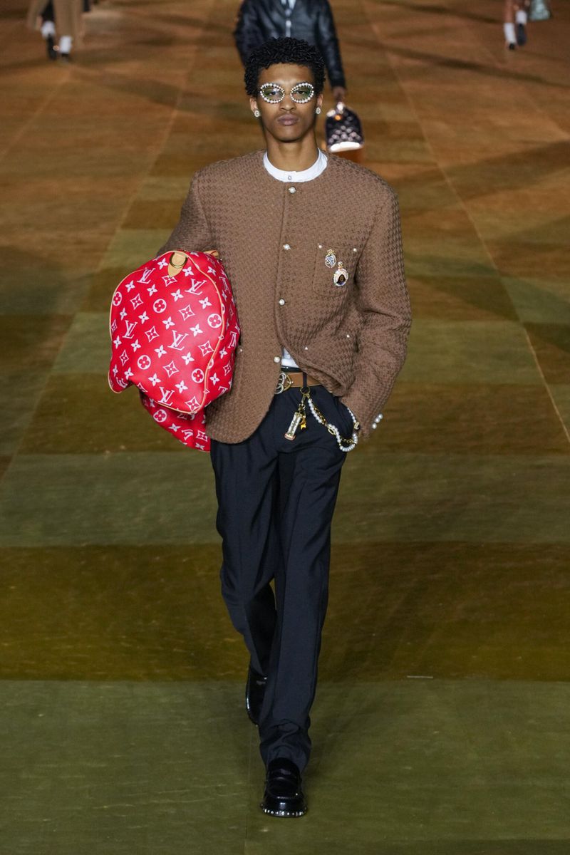 Louis Vuitton S/S 24 Men's Show (Louis Vuitton)