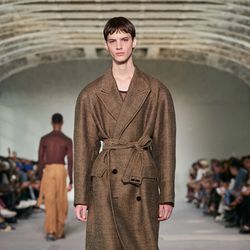 Joshua Thompson - Model Profile - Photos & latest news