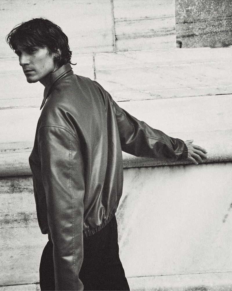 The Observer (Esquire Middle East)