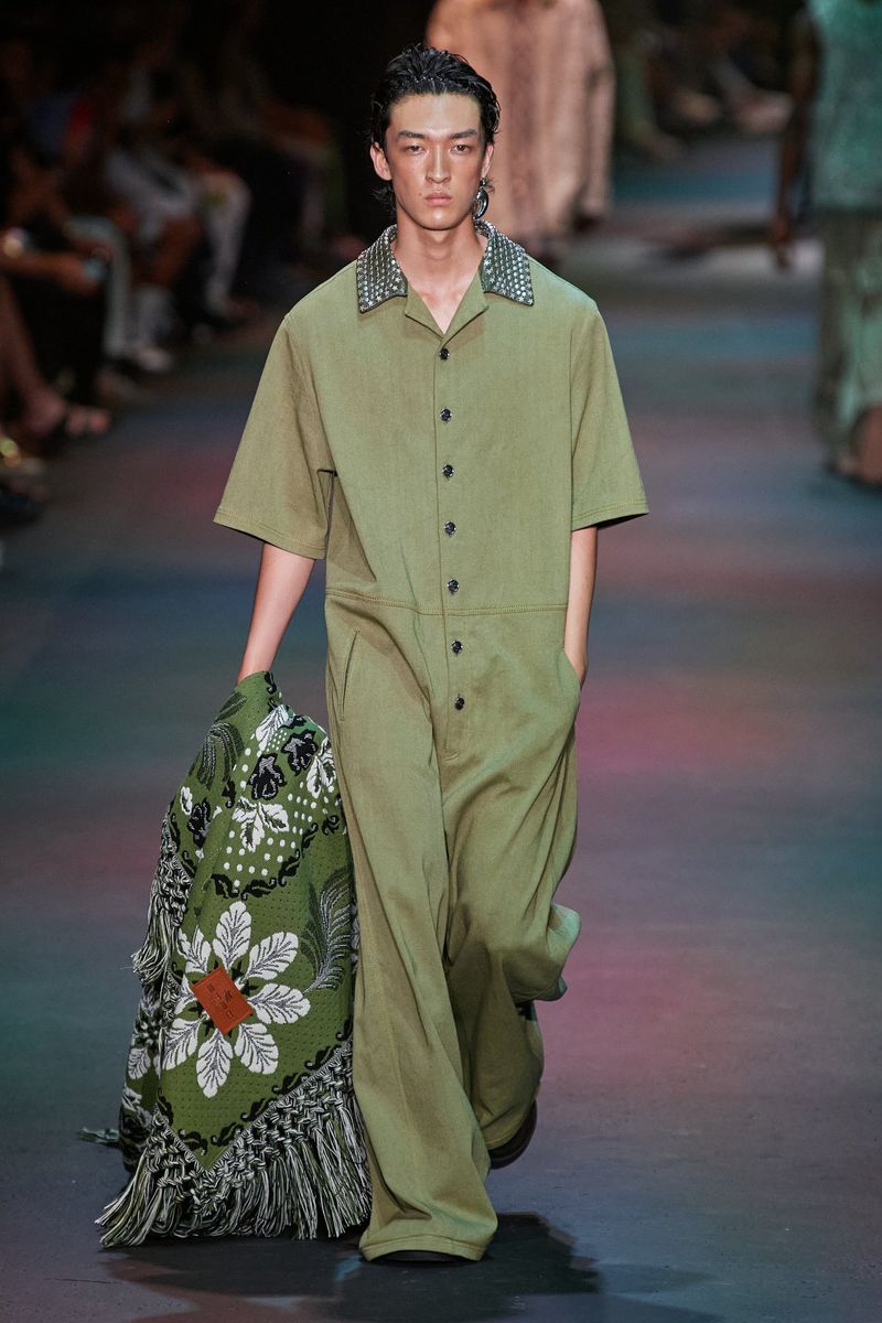 Etro S/S 24 Men's Show (Etro)