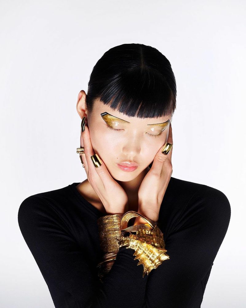 Lian Jia by Roberto Greco (Exhibition Magazine)