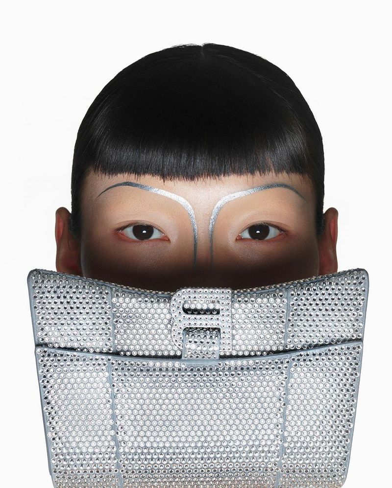 Lian Jia by Roberto Greco (Exhibition Magazine)