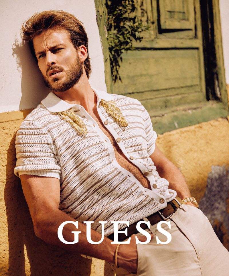 GUESS 2023 SUMMER CAMPAIGN (Guess)