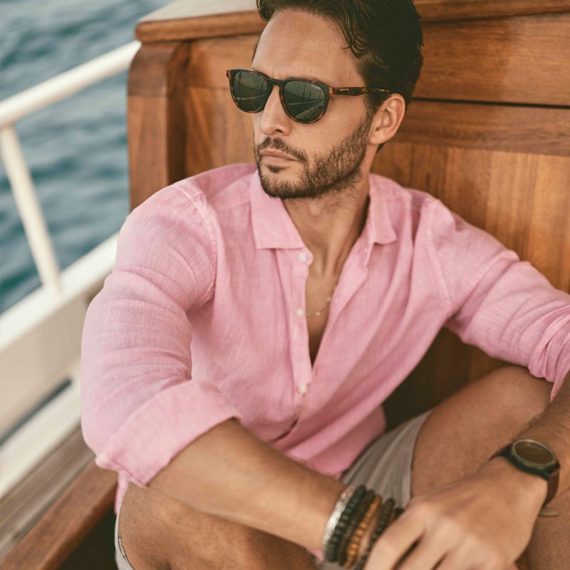 The Linen Collection by Jon Roberts (Superdry)