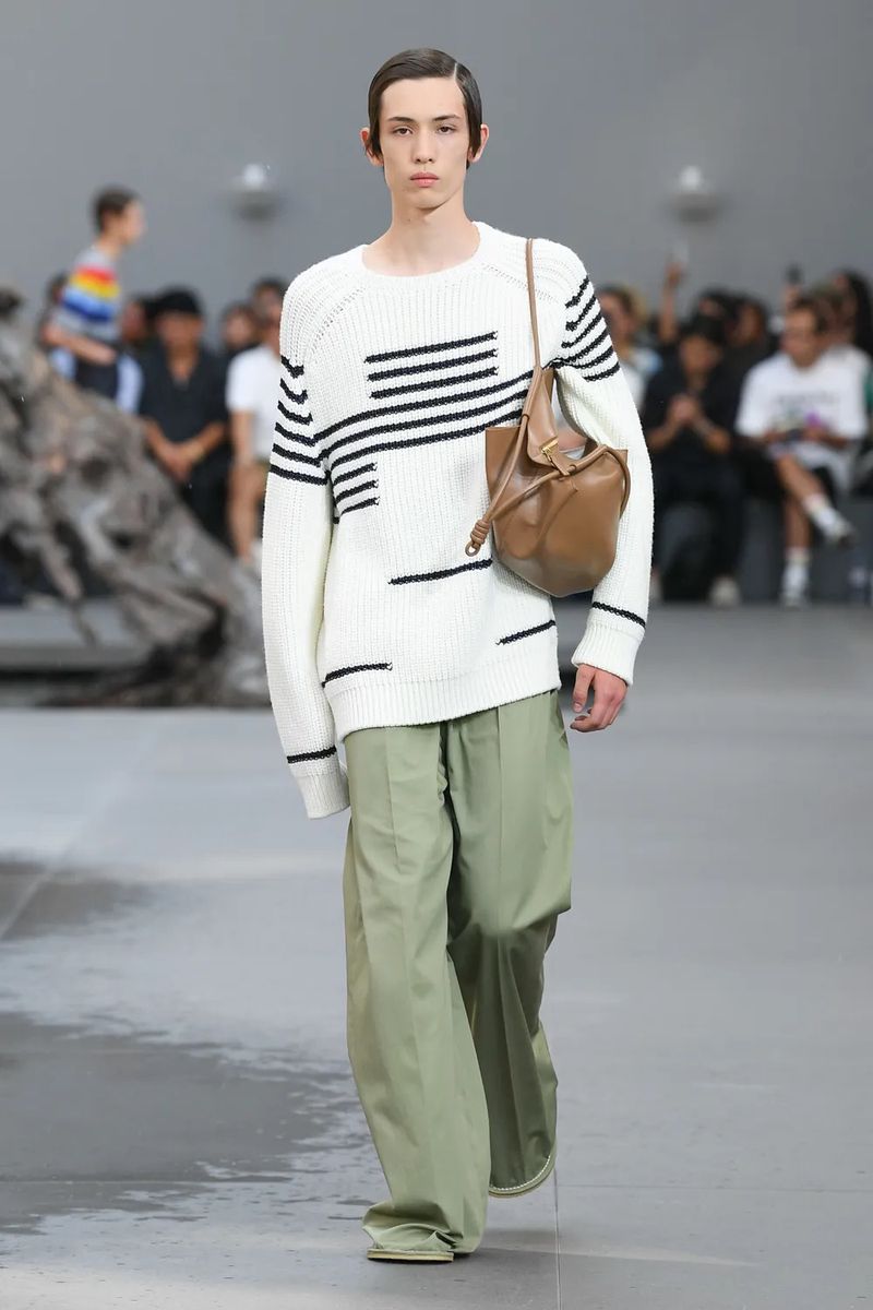 Loewe S/S 24 Men's Show (Loewe)