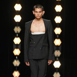 Sakua Kambong - Model Profile - Photos & latest news