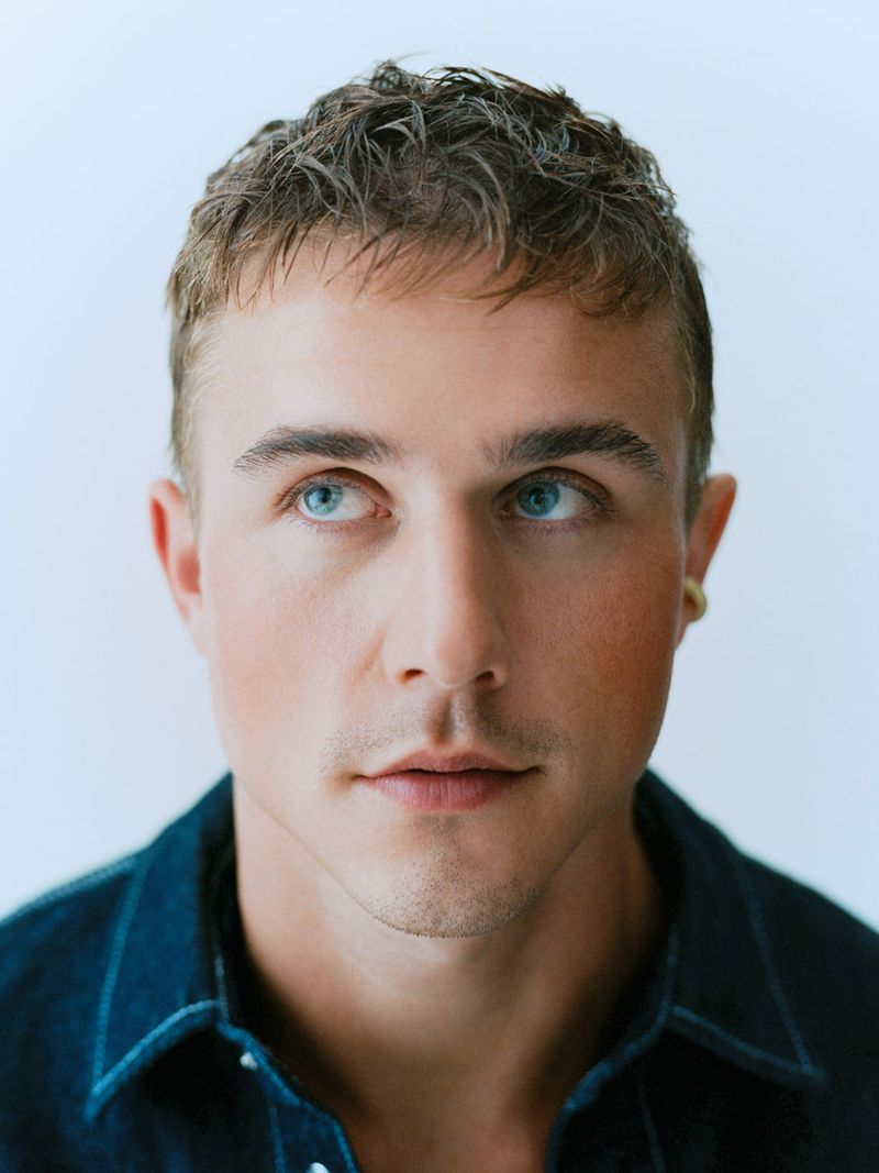 Hendrik photographed by Tobias Wahl (Fucking Young)