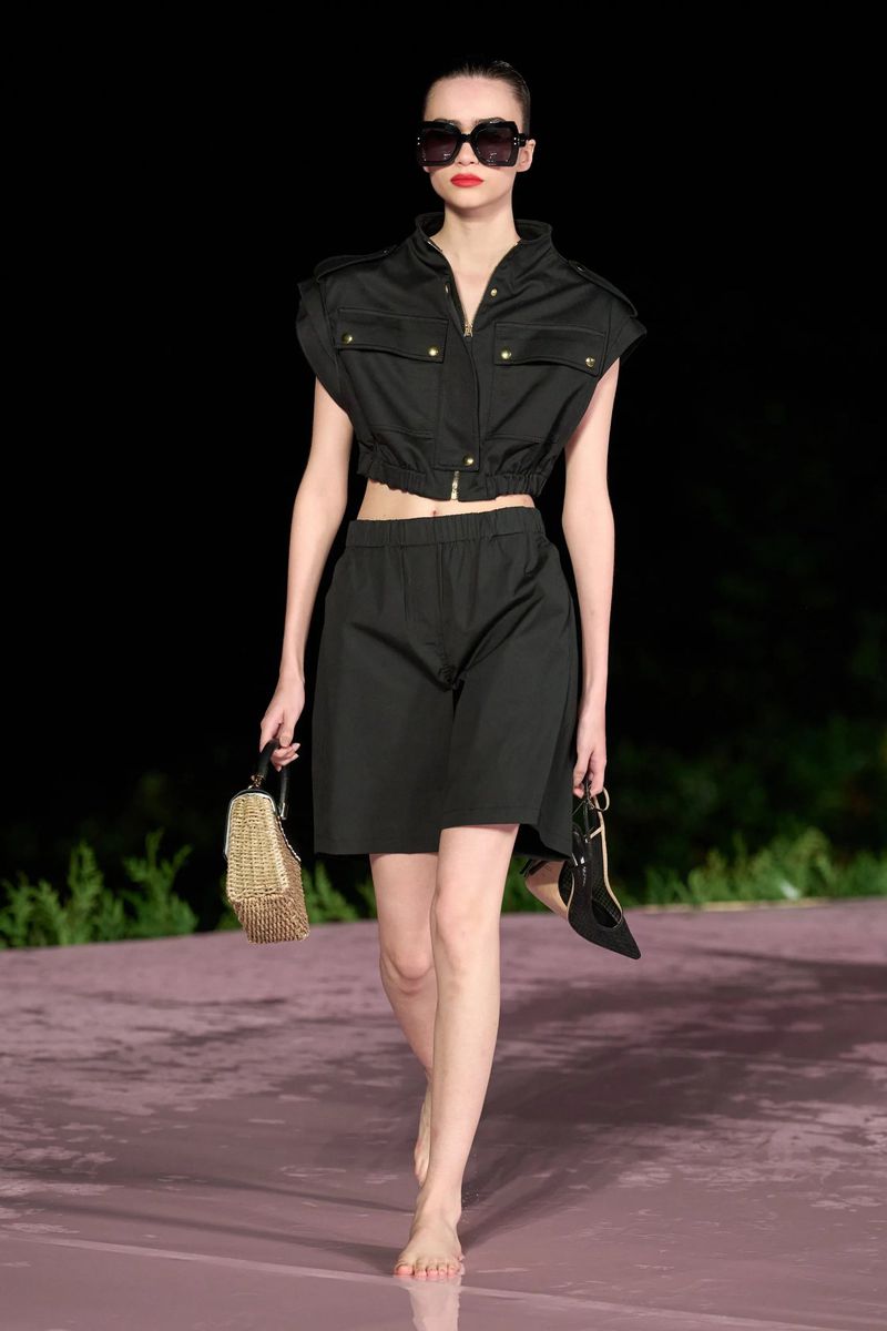 Carolina Herrera Resort 2024 Show Rio (Carolina Herrera)