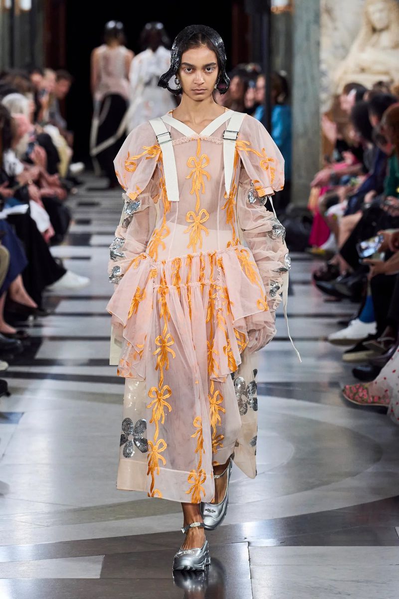 Simone Rocha S/S 23 Show (Simone Rocha)
