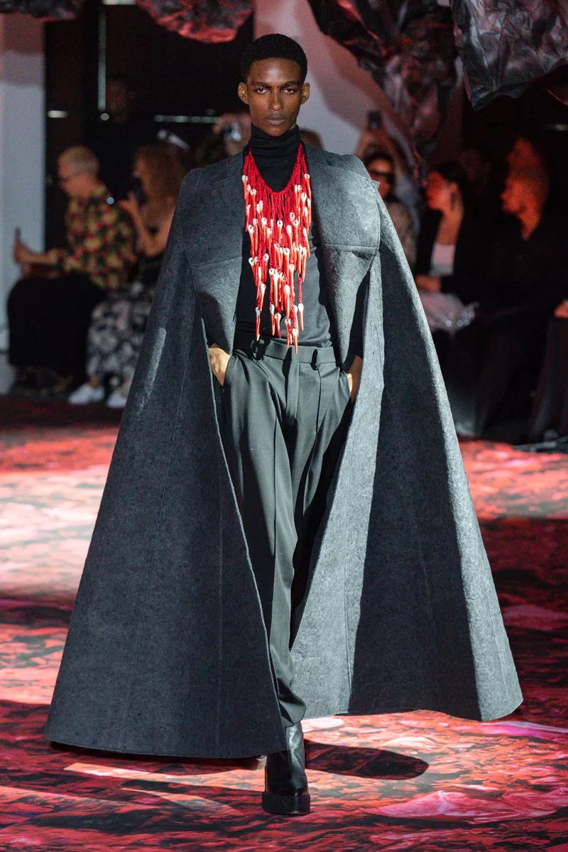 Yuima Nakazato Haute Couture Fall 2023 Show (Various Shows)