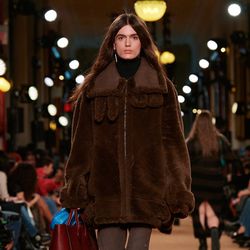 Alaska Riley - Model Profile - Photos & latest news