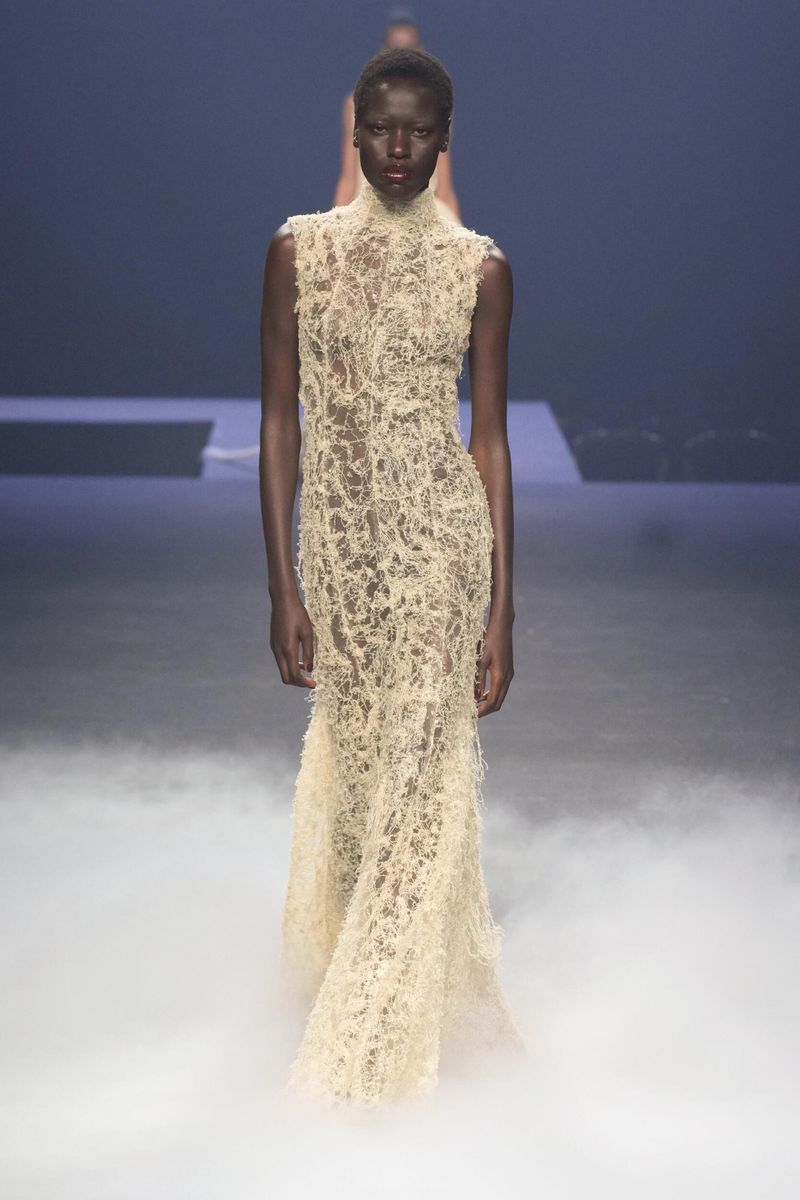 Ashi Studio Haute Couture Fall 2023 Show (Ashi Studio)