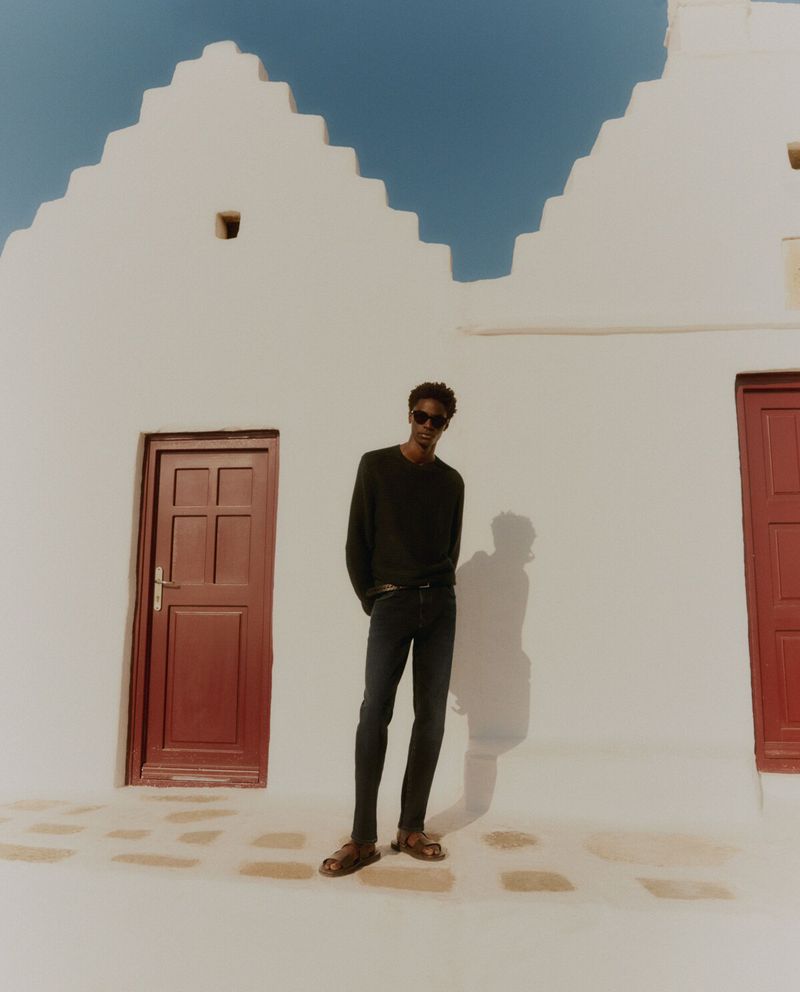 Headed East Mykonos 7.2023 (Massimo Dutti)
