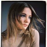 Freya Allan (Numéro Netherlands)