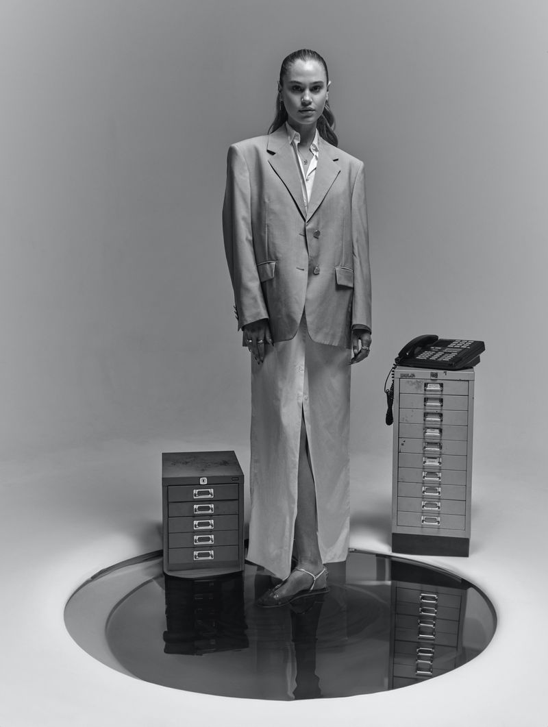 When a Siren is calling (Mojeh Magazine)