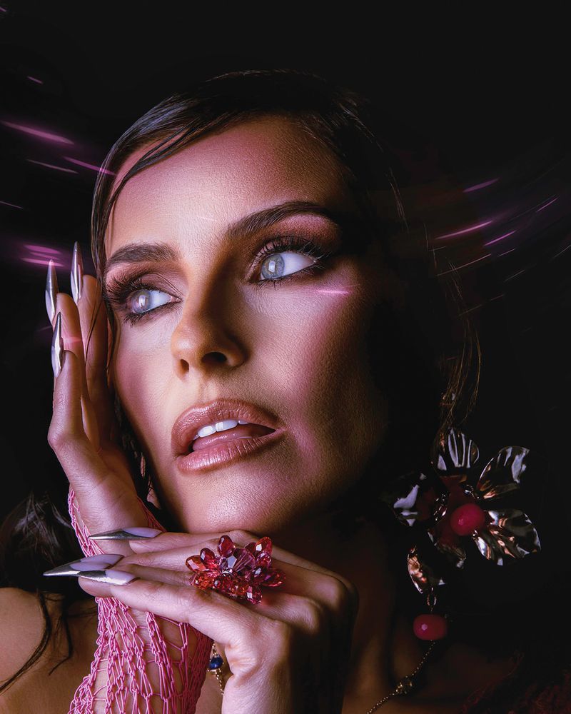 Nelly Furtado (Ladygunn Magazine)