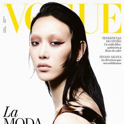 Kate Phelan - Fashion Editor/Stylist Profile - Photos & latest news