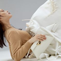 Kate Phelan - Fashion Editor/Stylist Profile - Photos & latest news