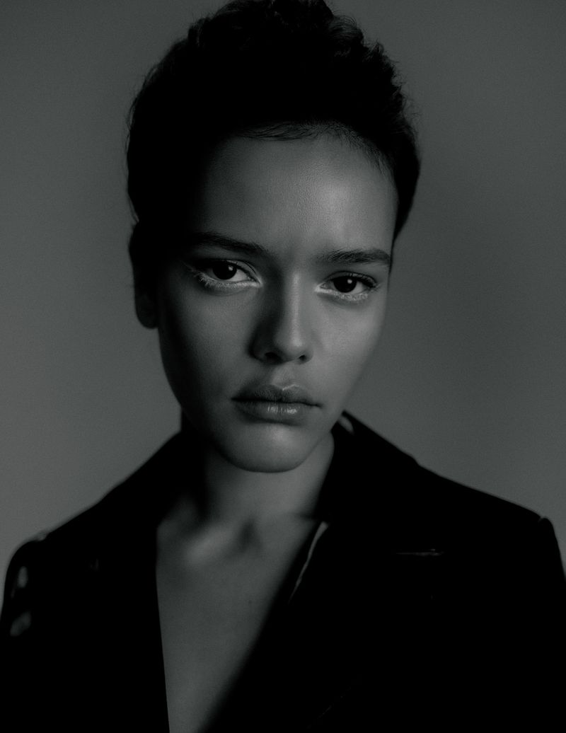 NOIR by Maryna Vdovtsova (5ELEVEN Magazine)