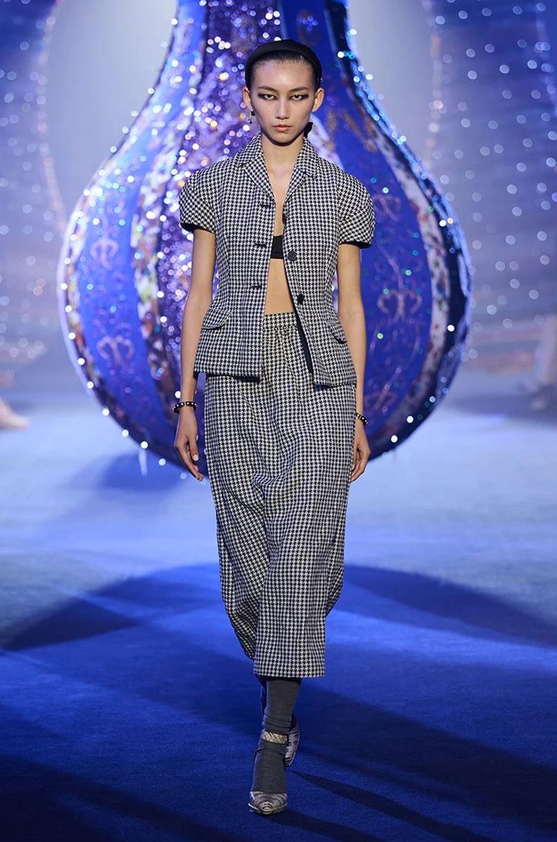 Dior F/W 23 Reprise Show Shenzhen (Dior)