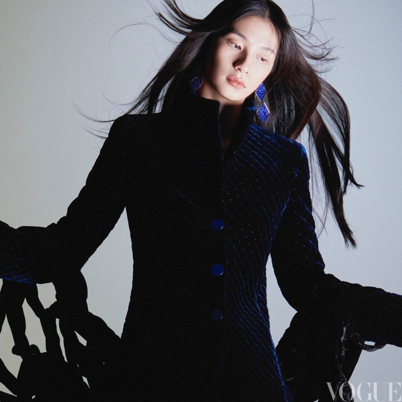 Photography Wang Lei and Jiang Kun (Vogue China)