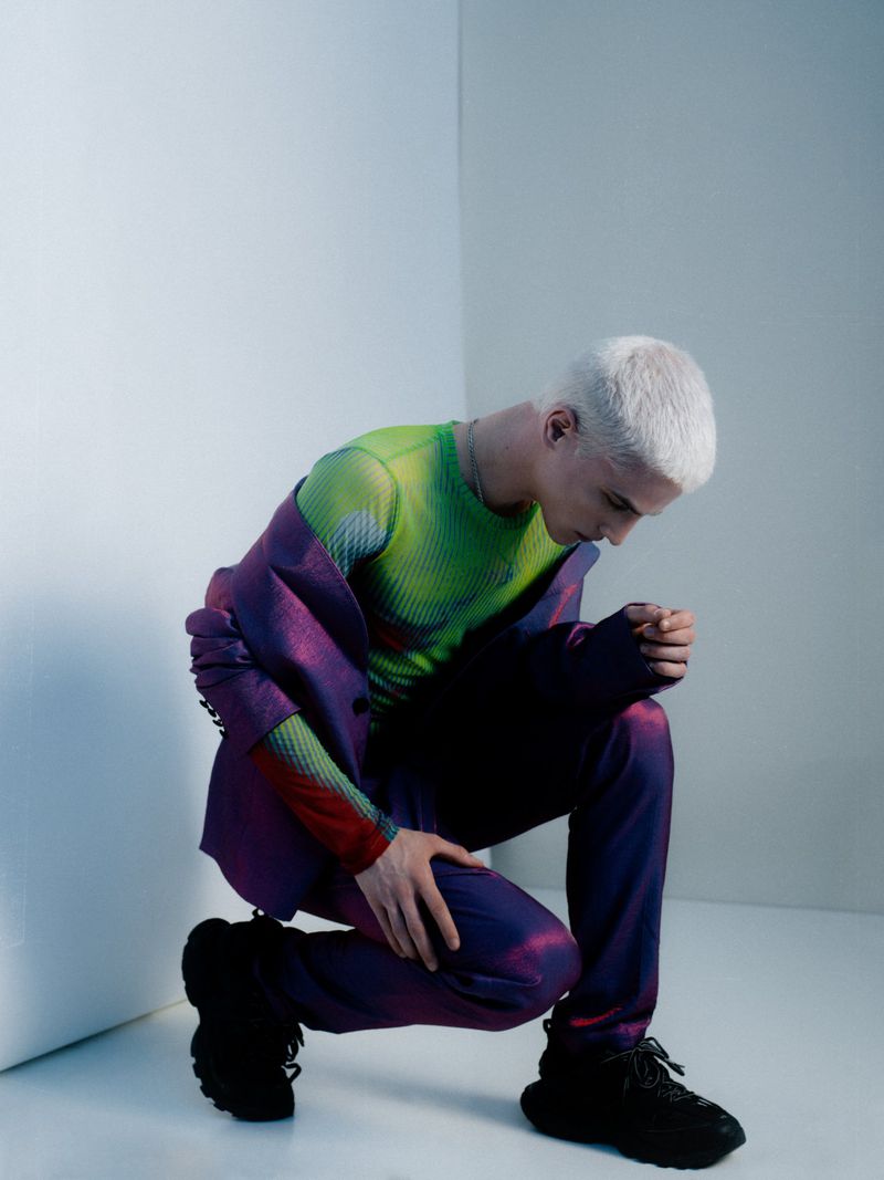 BALINT IKLADI (Various Editorials)