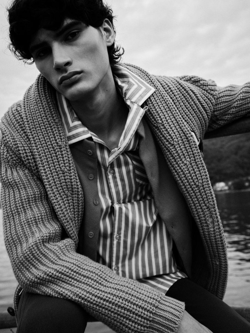 DIVE INTO THE COZIEST PIECES OF THE PRE-FALL COLLECTIONS (V Man)