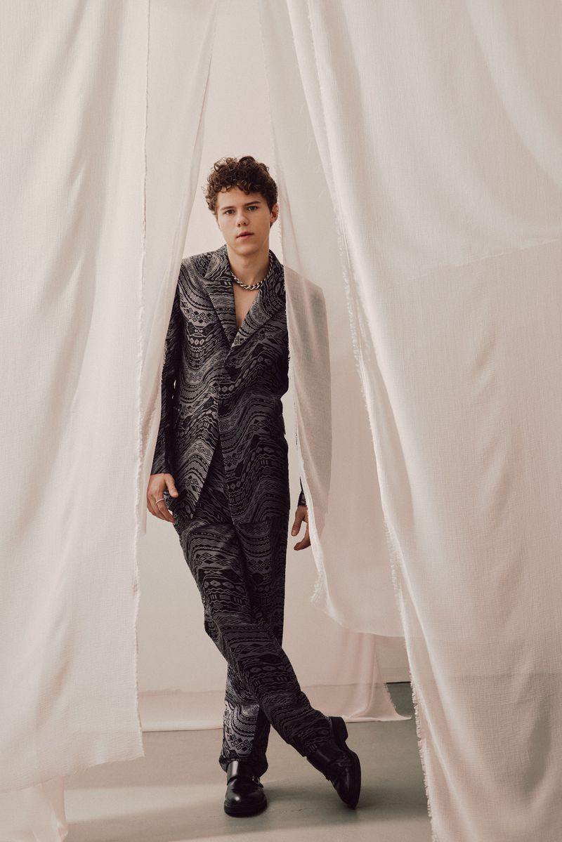 IN CONVERSATION WITH CASE WALKER (Numéro Netherlands)