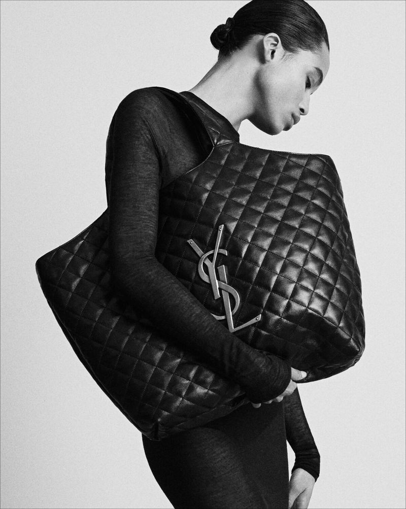 Saint Laurent Le 37 Saint Laurent Saint Laurent Le 37 Saint Laurent