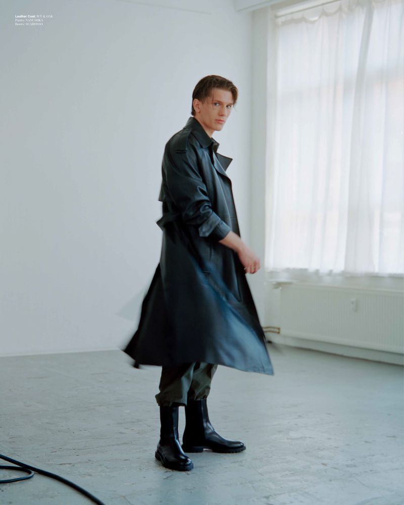 A Matter of Time PH: Sebastian Lemme (Cake Magazine)