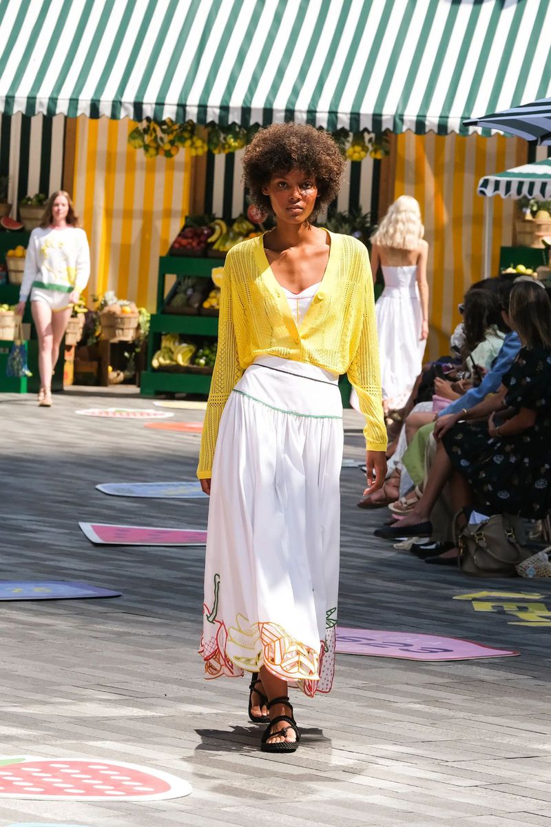 Lela Rose S/S 23 Show (Lela Rose)