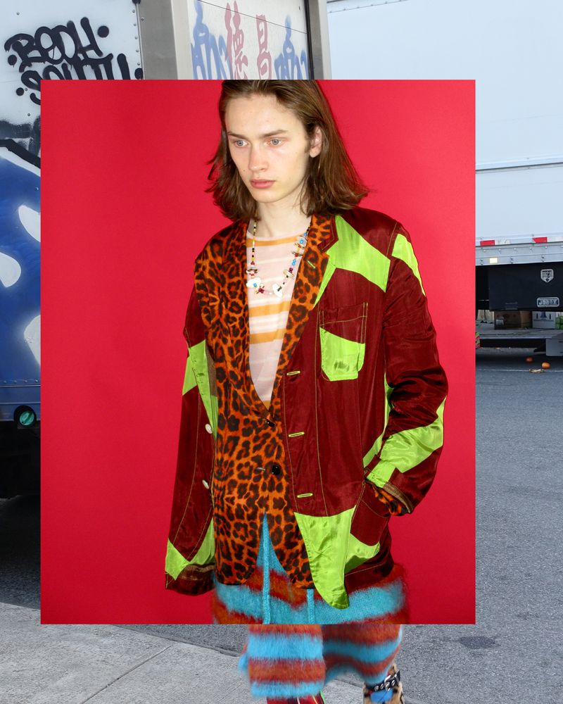 LOOK 112 DANNY (LOOK ONE)