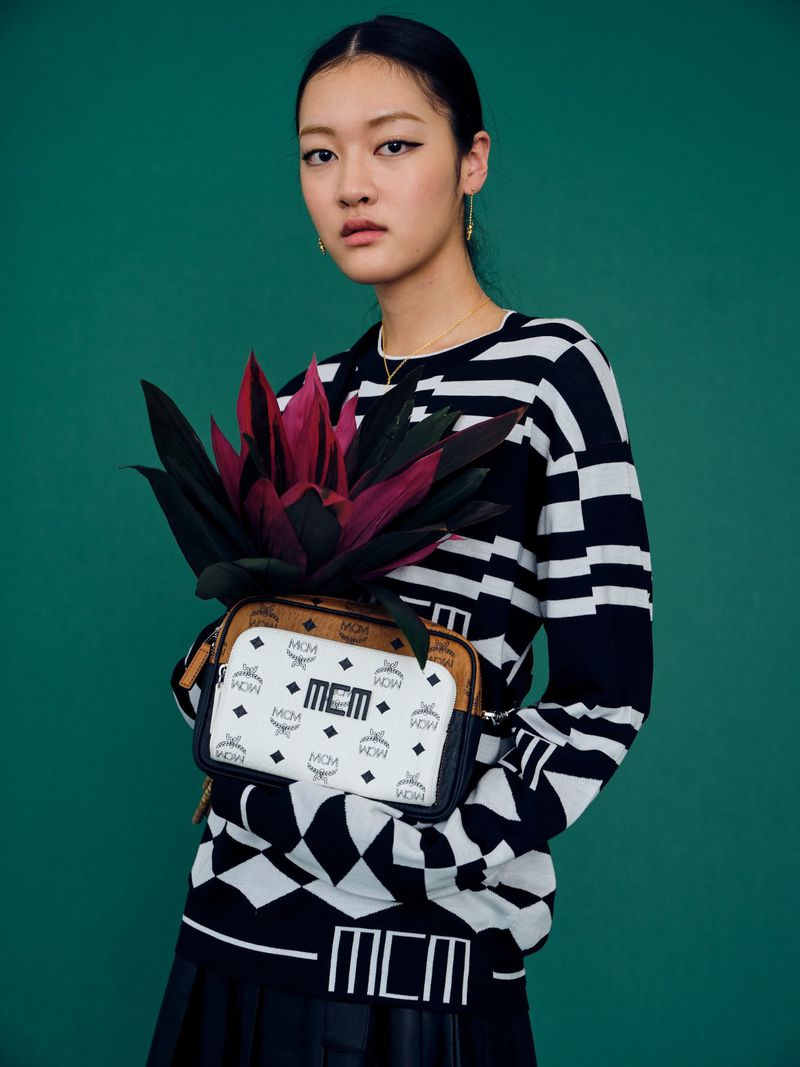 Special Lookbook By Jinam Kim (MCM)