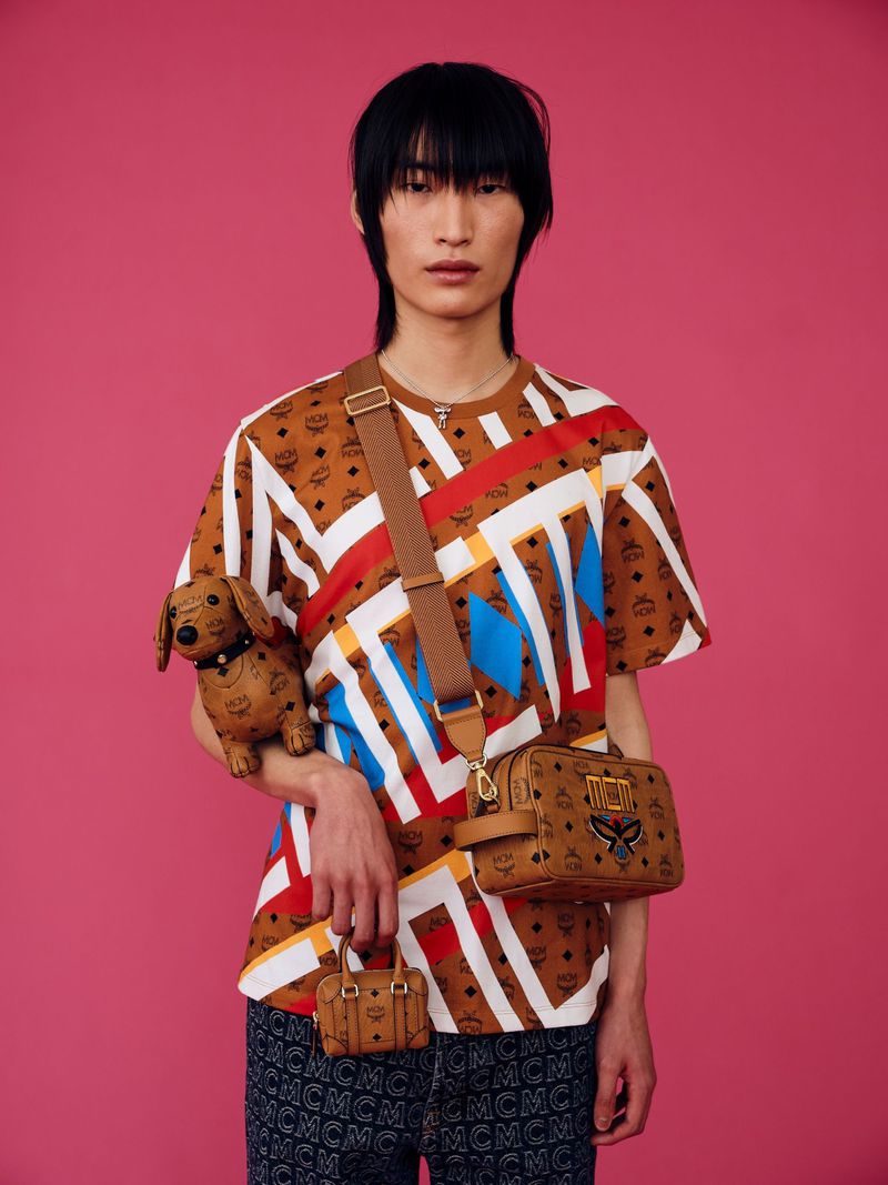 Special Lookbook By Jinam Kim (MCM)