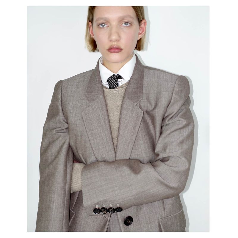 LOOK 79 CLEMENTINE (LOOK ONE)