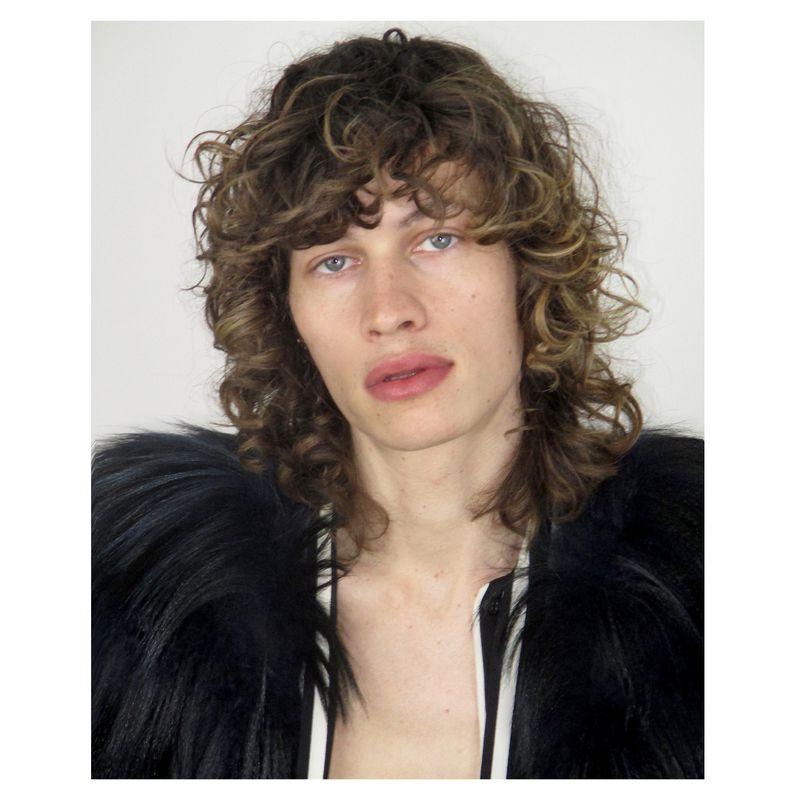 LOOK 60 ARTHUR (LOOK ONE)