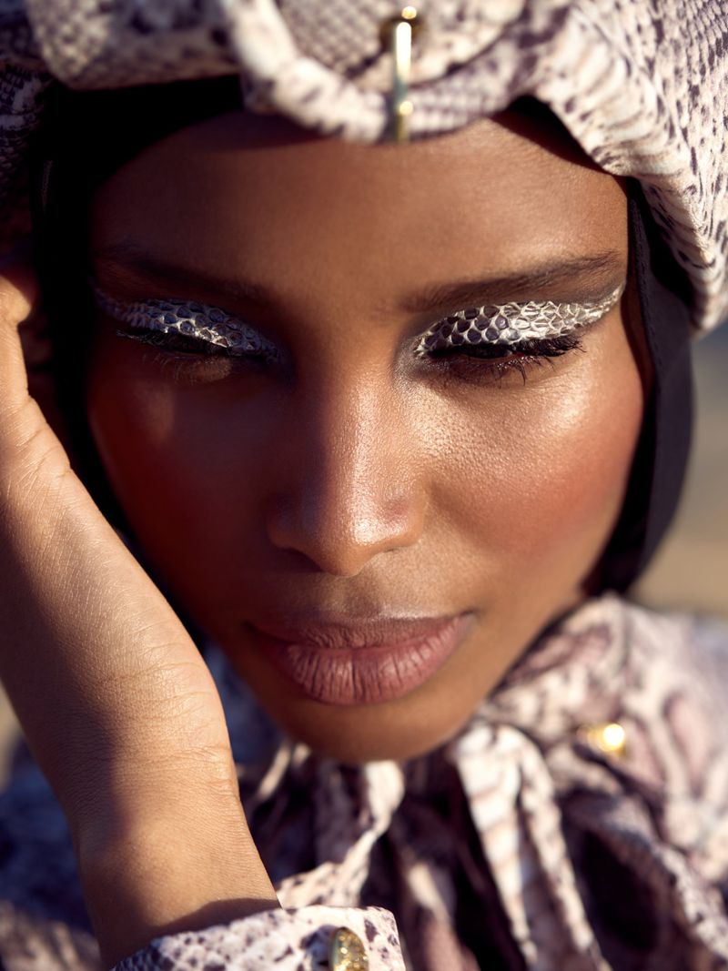 Desert Rose by Kathleen Springer (Harper's Bazaar Arabia)