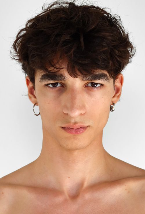 Nathaniël Ortiz - Model - detail by people