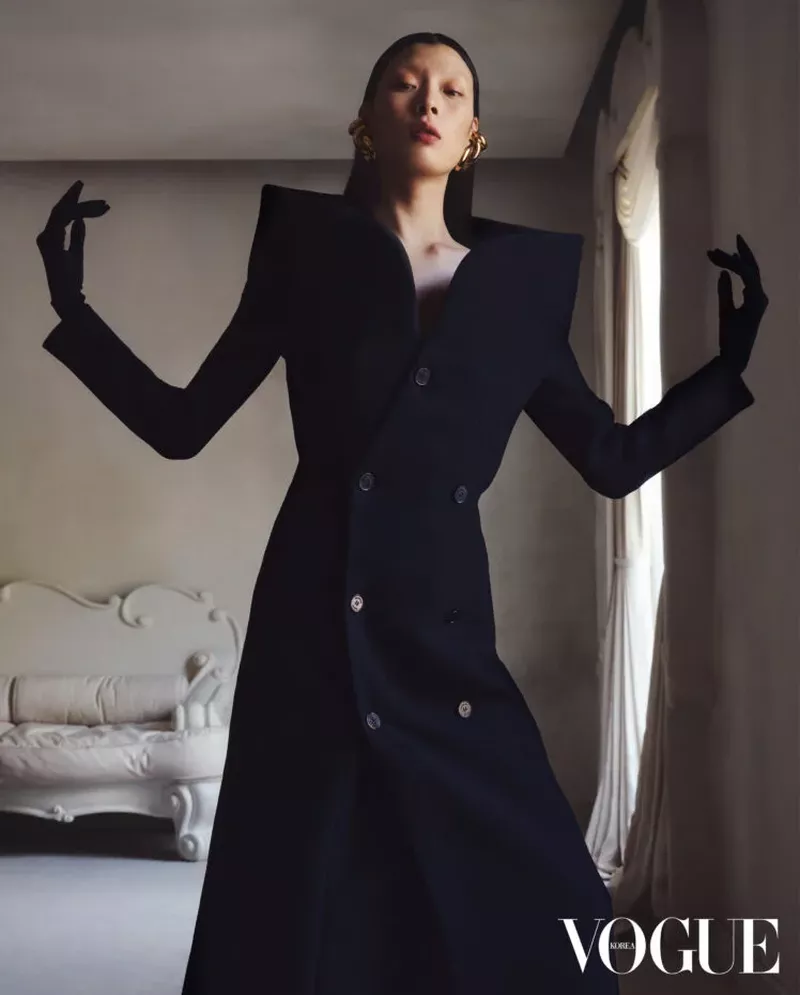 Balenciaga (Vogue Korea)