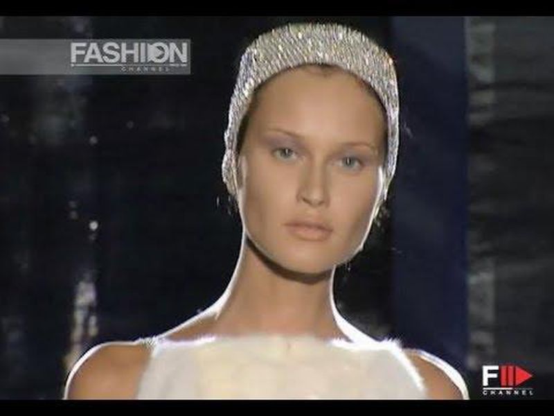 Atelier Versace Haute Couture Fall 1998 Show (Versace)