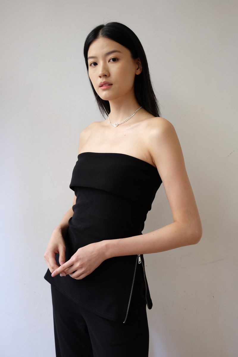 Basic Models Management 2023 Polaroids/Digitals (Polaroids-Digitals)