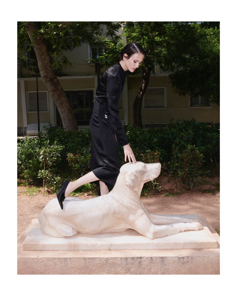 SHARP (Harper's Bazaar Germany)